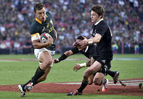 Pollard Springboks Gets Past Aaron Smith Editorial Stock Photo - Stock ...