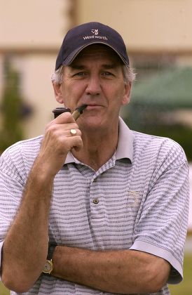 34 Comedian smoking pipe Stock Pictures, Editorial Images and Stock ...
