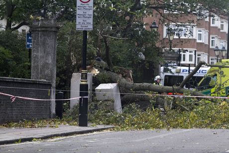 Wet and windy weather, London, Britain - 21 Oct 2014 Stock Pictures ...