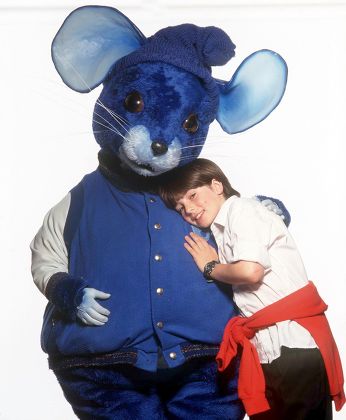 __COUNT__ 'MICROSOAP' - CHILDREN'S DRAMA TV PROGRAMME - 2003 Stock ...