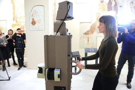 Google Maps 'trolley' will enable people to take virtual tour of ...