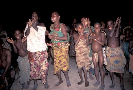 Pygmies Rainforest Celebration Jungle God Ljengi Editorial Stock Photo ...