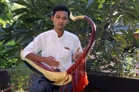 Burmese Man Playing Saung Gauk Burmese Editorial Stock Photo - Stock ...