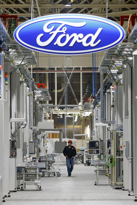 Ford Dagenham Engine Plant Editorial Stock Photo - Stock Image | Shutterstock