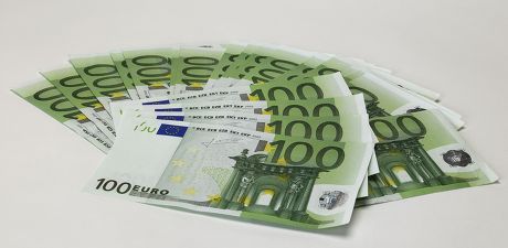 __COUNT__ Euro banknotes - 2014 Stock Pictures, Editorial Images and ...