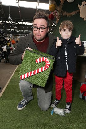 Danny Wallace Elliot Wallace Helped Decorate Editorial Stock Photo - Stock Image | Shutterstock