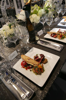 Rainer Andreesen Victor Garber Jennifer Garner Editorial Stock Photo ...