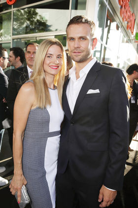 Alison Raimondi John Brotherton Redaktionelles Stockfoto – Stockbild ...
