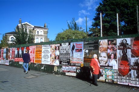 __COUNT__ imágenes de Advertising, Britain - 2003 - Imágenes de stock ...