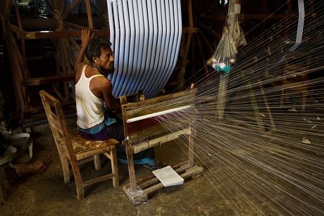 Old Man Spinning By Indigenous Method Editorial Stock Photo - Stock ...