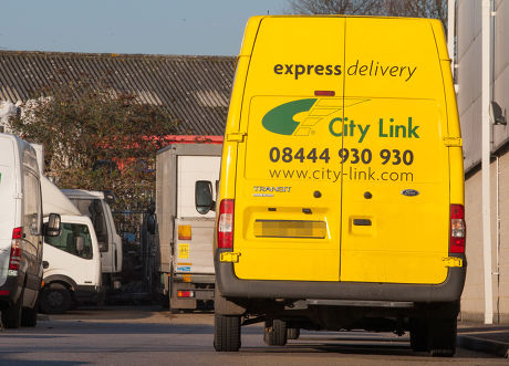 61 City parcel delivery Stock Pictures, Editorial Images and Stock ...