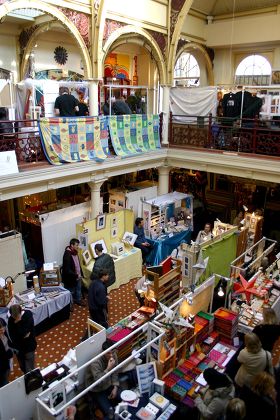 LONDON AT NIGHT, BRITAIN, 2003 Stock Pictures, Editorial Images and ...