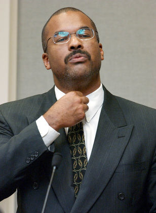 TRIAL OF WASHINGTON SNIPER SUSPECT JOHN ALLEN MUHAMMAD, VIRGINIA BEACH ...