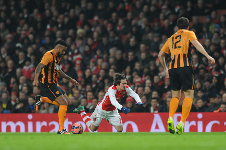 Hull Citys Tom Huddlestone Fouls Arsenals Editorial Stock Photo - Stock ...