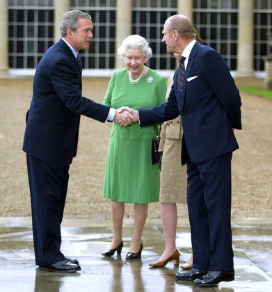 George W Bush Queen Elizabeth Ii Editorial Stock Photo - Stock Image ...
