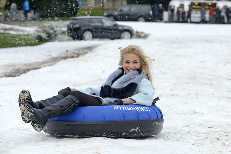 Pixie Lott Enjoying Snow Editorial Stock Photo - Stock Image | Shutterstock
