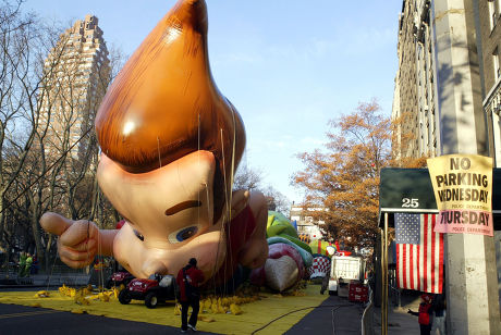 MACY'S THANKSGIVING PARADE, NEW YORK, AMERICA - 27 NOV 2003 Stock ...