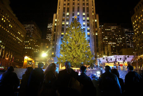 Rockefeller Center Christmas Tree Remains Unlit Editorial Stock Photo ...