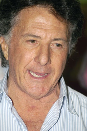 __COUNT__ DUSTIN HOFFMAN READING NANCY FREEMAN MARKS CHILDREN'S BOOK ...