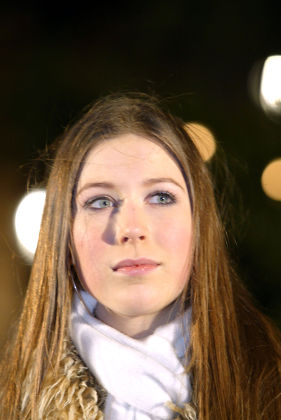 AMNESTY INTERNATIONAL 'CONTROL ARMS' CAMPAIGN CHRISTMAS CAROL CONCERT ...