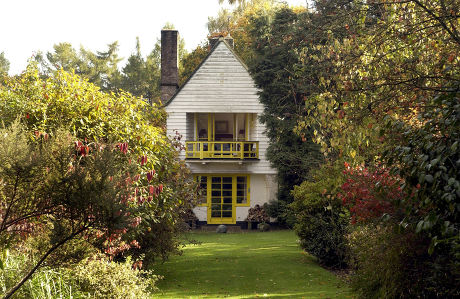 Sir John Mortimer Family Home Editorial Stock Photo - Stock Image ...