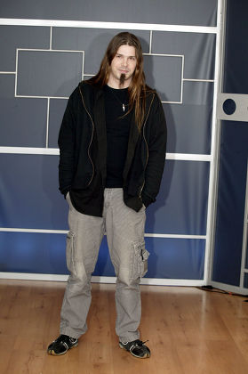 WORLD IDOL PHOTOCALL, LONDON, BRITAIN - 15 DEC 2003 Stock Pictures ...