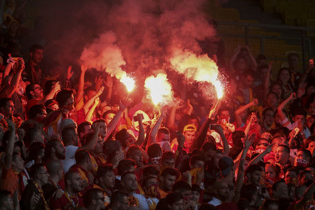 59 Bleachers cheer Stock Pictures, Editorial Images and Stock Photos ...