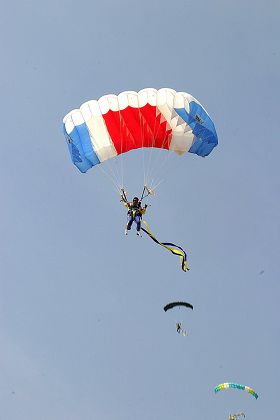 World Record Mass Freefall Jump Landing Editorial Stock Photo - Stock ...
