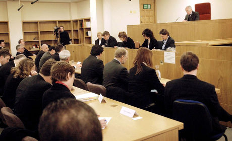 LORD HUTTON ANNOUNCING HIS CONCLUSIONS IN THE INQUIRY INTO THE DEATH OF ...