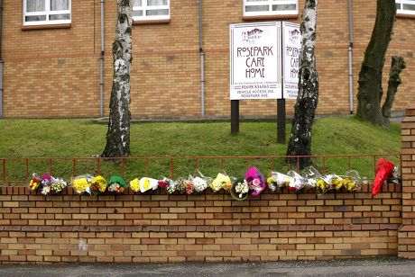 __COUNT__ FIRE AT ROSEPARK CARE HOME IN UDDINGSTON, LANARKSHIRE ...