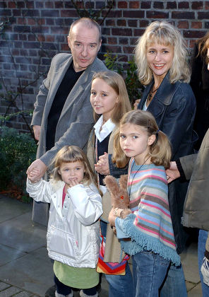 Midge Ure Daughters Flossie Kitty Ruby Editorial Stock Photo - Stock ...