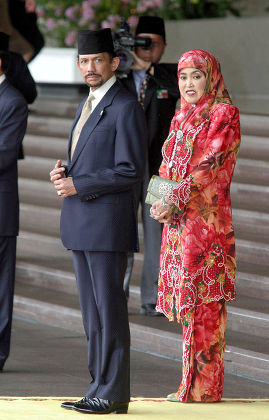 Sultan Brunei Wife Raja Isteri Pengiran Editorial Stock Photo - Stock ...