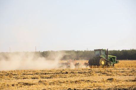 Farmer Ploughs Field Wasco Central Valley Editorial Stock Photo - Stock ...