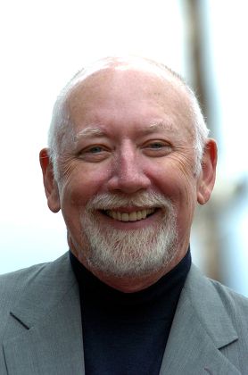 __COUNT__ DONALD P BELLISARIO, PRODUCER OF 'QUANTUM LEAP', 'JAG' AND ...