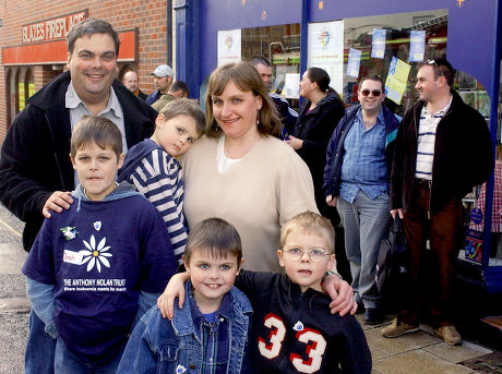 HUNDREDS OF PEOPLE VOLUNTEER TO BE BONE MARROW DONORS TO HELP JOSHUA ...