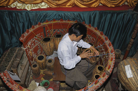 Part Orchestra Burmese Puppet Show Musicians Editorial Stock Photo ...