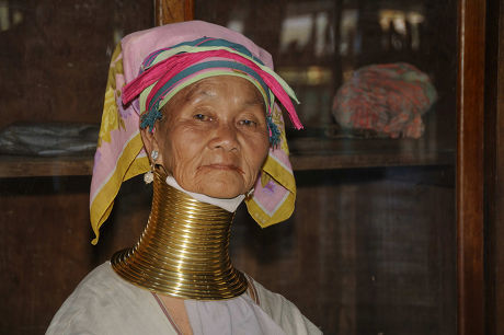 Socalled Giraffeneck Snakeneck Woman Tribe Padaung Editorial Stock ...