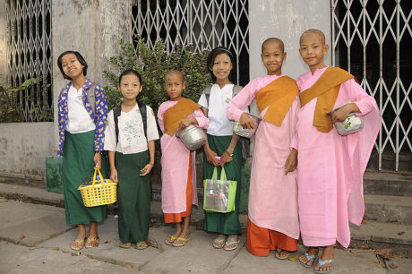 500 Burma natives Stock Pictures, Editorial Images and Stock Photos ...