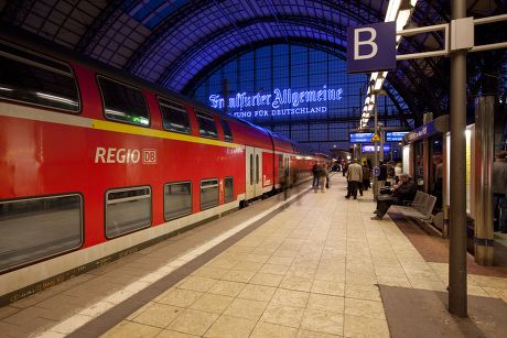 37 Back of a railroad train Stock Pictures, Editorial Images and Stock ...