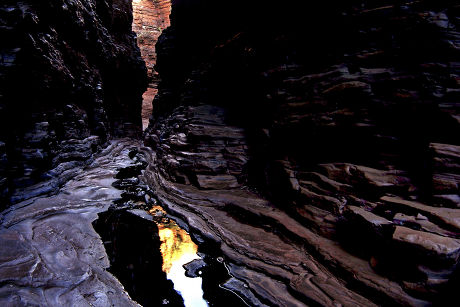 Crevice Inside Weano Gorge Pilbara Northwest Editorial Stock Photo ...