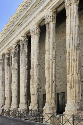 Columns Temple Hadrian Stock Exchange Building Editorial Stock Photo ...