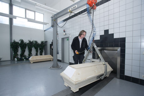 42 Crematorium interior Stock Pictures, Editorial Images and Stock ...