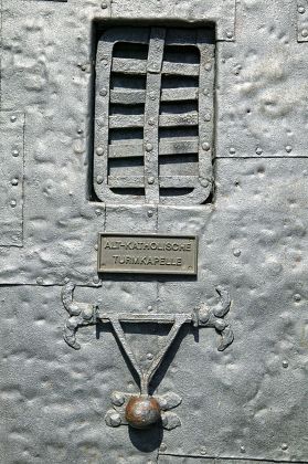 52 Entry hatch Stock Pictures, Editorial Images and Stock Photos ...