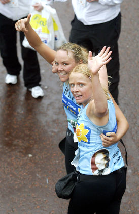 THE LONDON MARATHON, LONDON, BRITAIN - 18 APR 2004 Stock Pictures ...