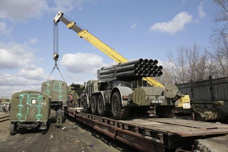 96 Heavy rocket launcher Stock Pictures, Editorial Images and Stock ...