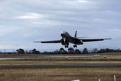 56 Army air forces planes flies Stock Pictures, Editorial Images and ...