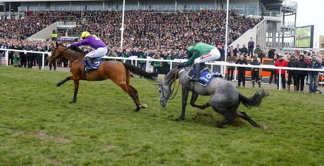 Horse Racing, Britain - 11 Mar 2015 Stock Pictures, Editorial Images ...