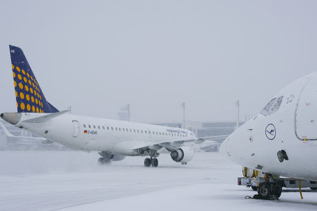 Snow Winter Aircraft Taxiway Control Tower Editorial Stock Photo - Stock Image | Shutterstock