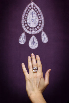 THE DORIS DUKE JEWELLERY COLLECTION, AT AUCTION, CHRISTIES, LONDON ...