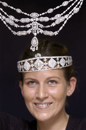 THE DORIS DUKE JEWELLERY COLLECTION, AT AUCTION, CHRISTIES, LONDON ...